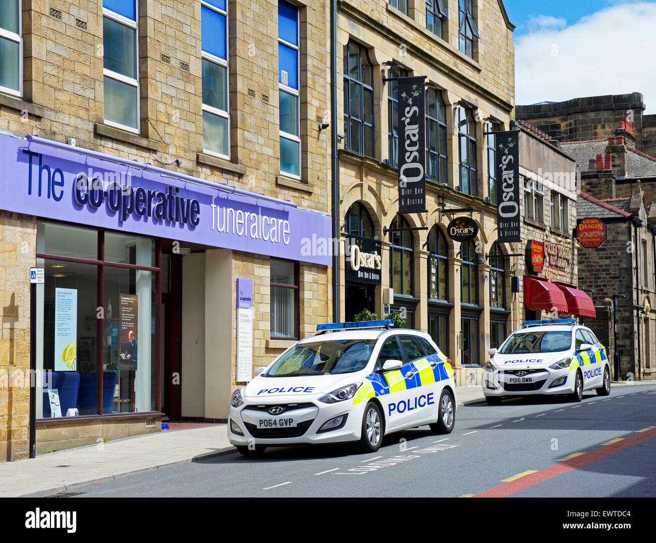 Co op funeral car hi-res stock photography and images - Alamy