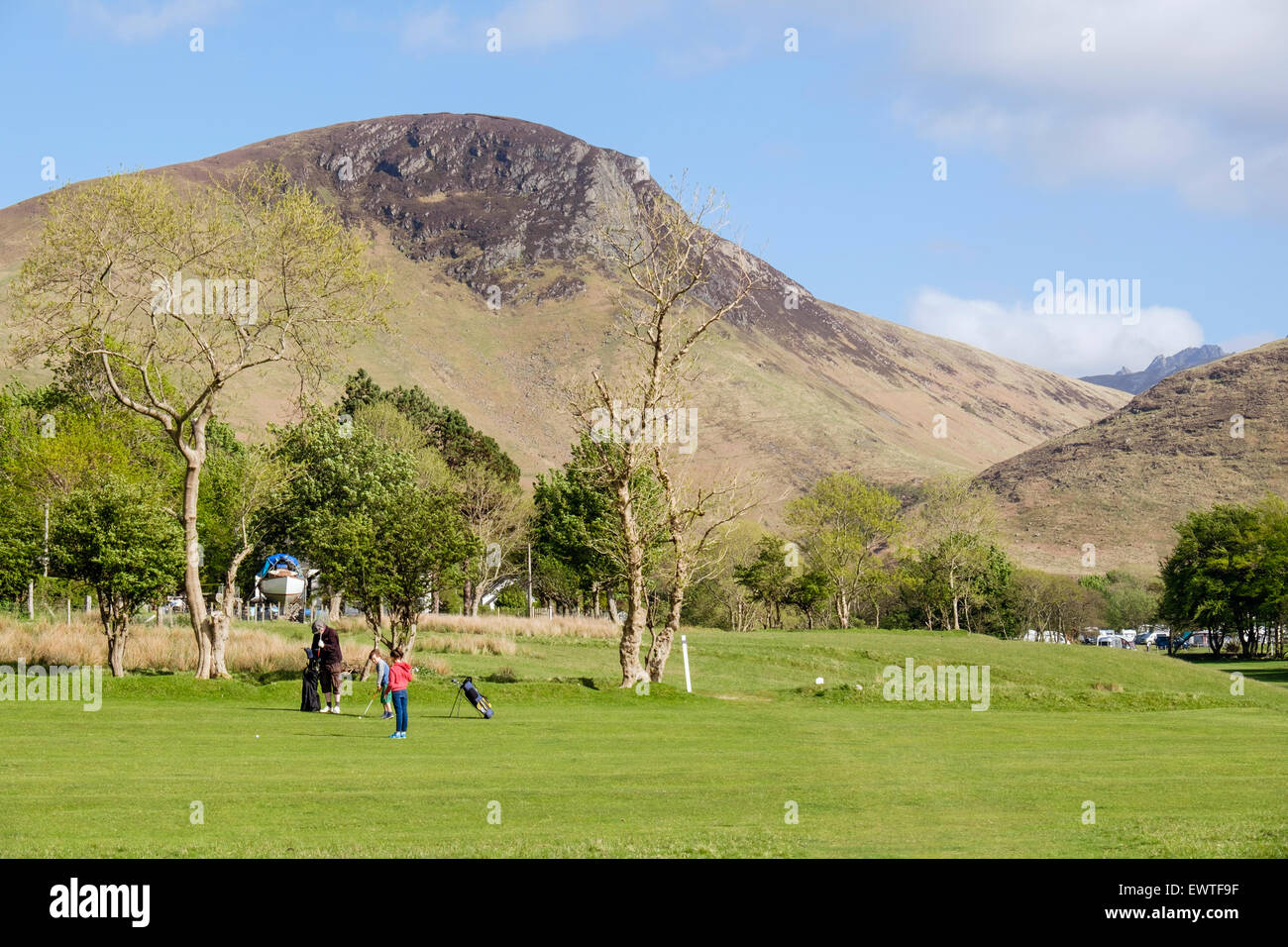 Children playing golf hi-res stock photography and images - Alamy