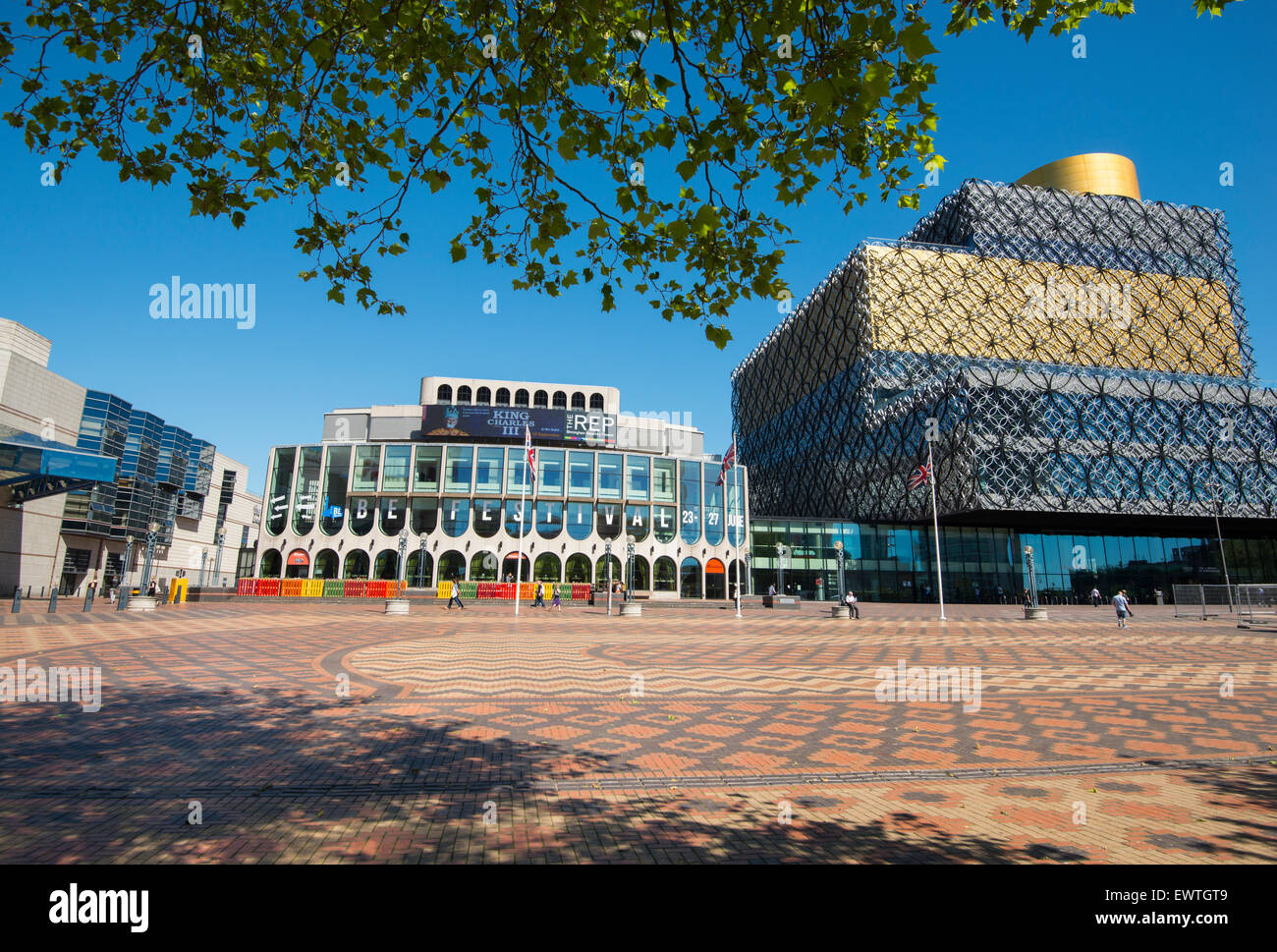 Centenary square birmingham tree hi-res stock photography and images ...