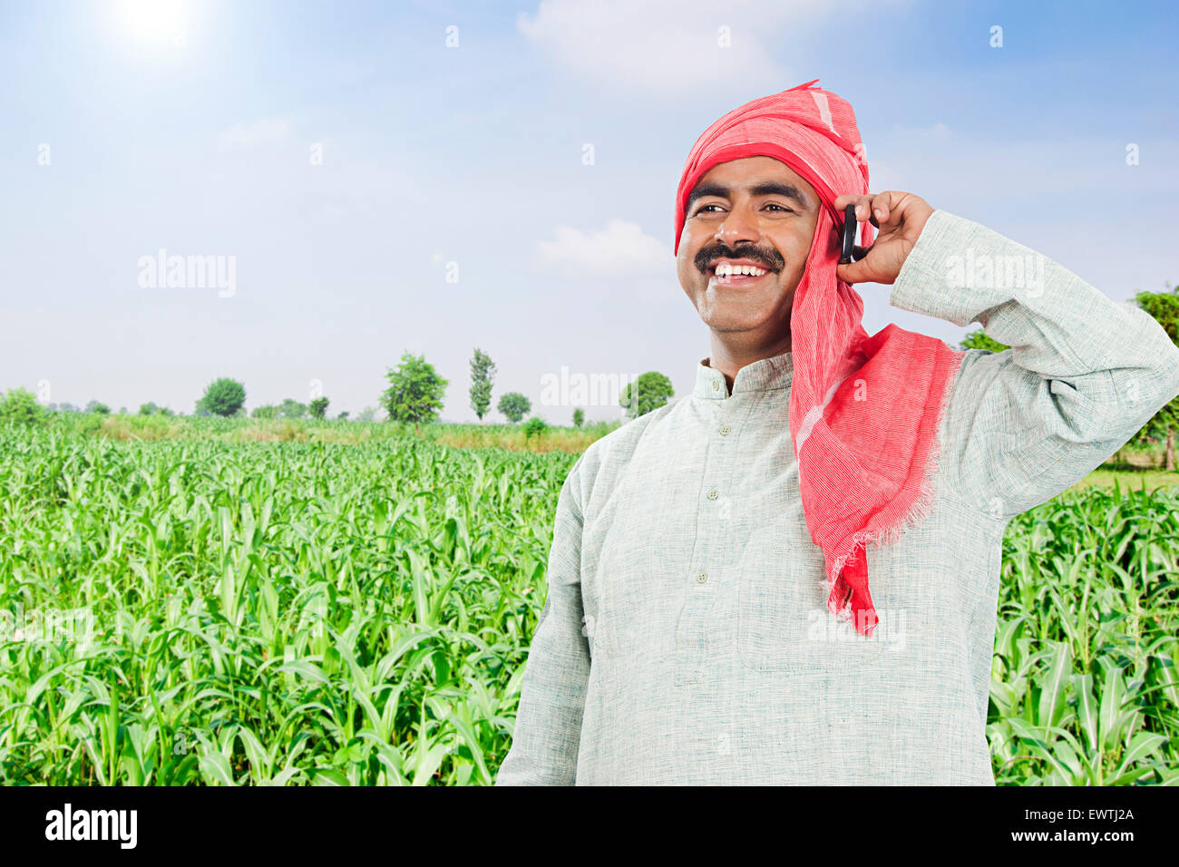Adults talking at farm hi-res stock photography and images - Alamy