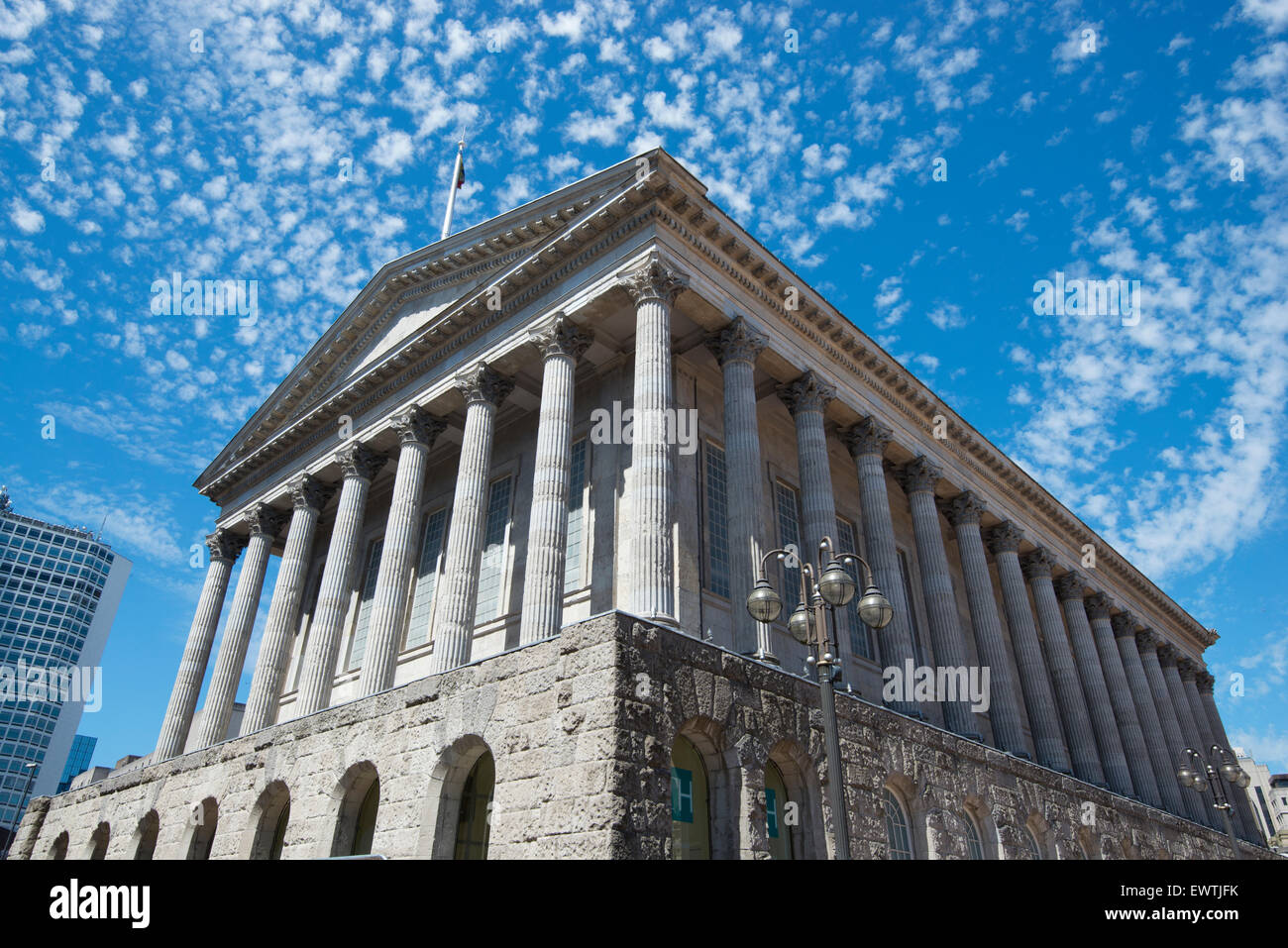 Birmingham town hall hi-res stock photography and images - Alamy