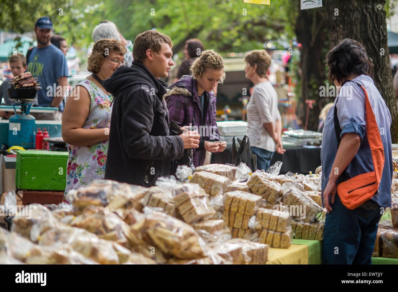 Community booth hi-res stock photography and images - Alamy