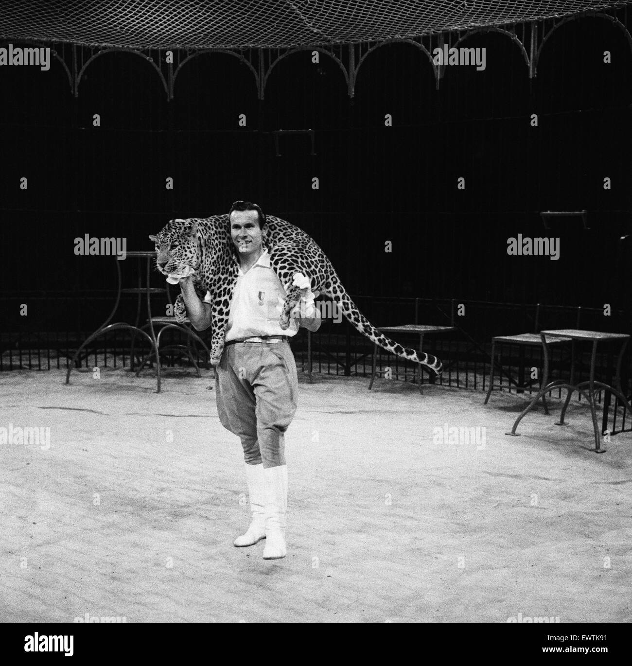 Bertram mills circus hi-res stock photography and images - Alamy