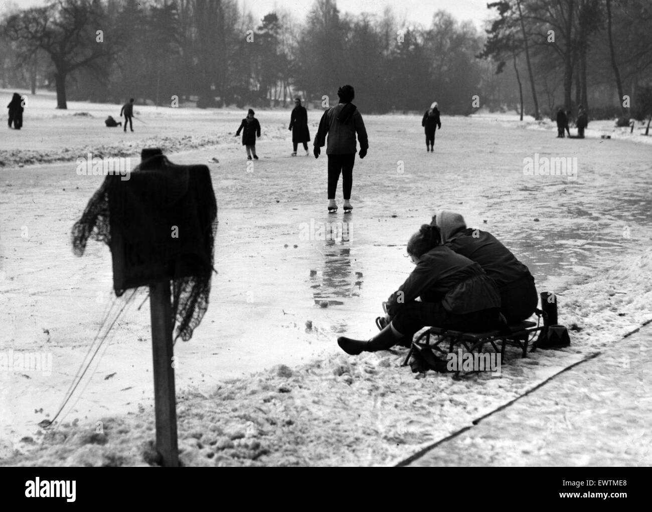 1960s ice skating sign hi-res stock photography and images - Alamy