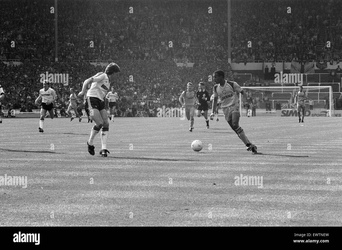 1988 full members cup final hi-res stock photography and images - Alamy