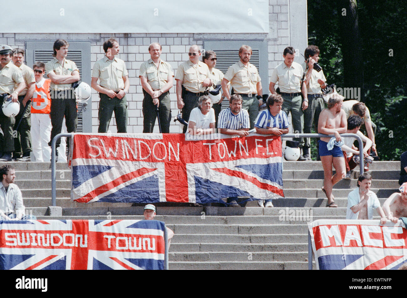 England v Soviet Union 1-3 1988 European Championships, Hanover Germany ...