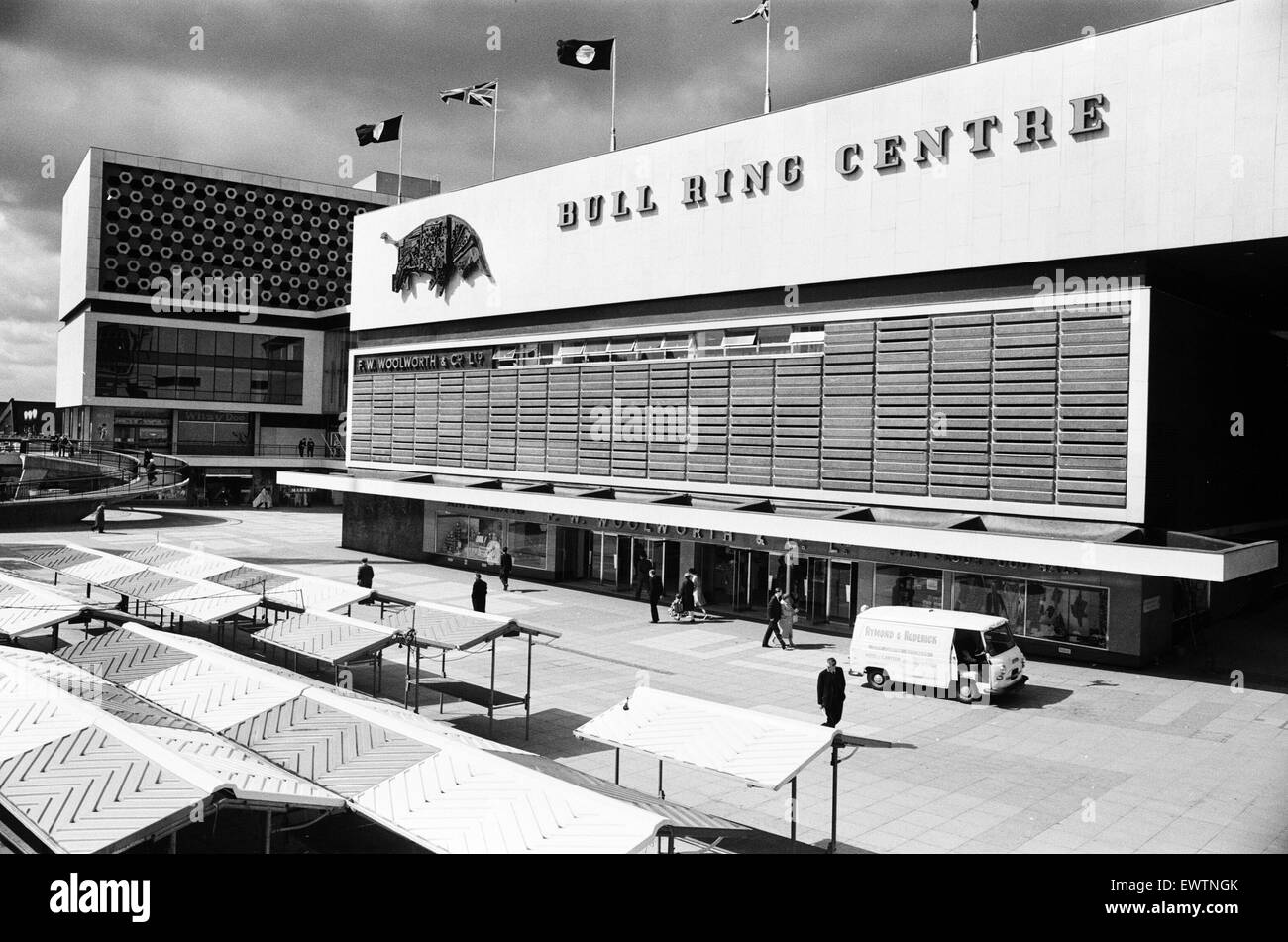 Bull Ring Shopping Centre, Birmingham, 10th June 1964 Stock Photo - Alamy