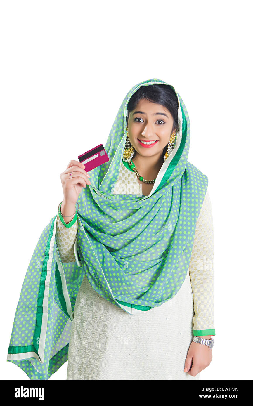 1 indian Muslim woman Credit Card showing Stock Photo - Alamy 1 indian Muslim woman Credit Card showing Stock Photo - Alamy
