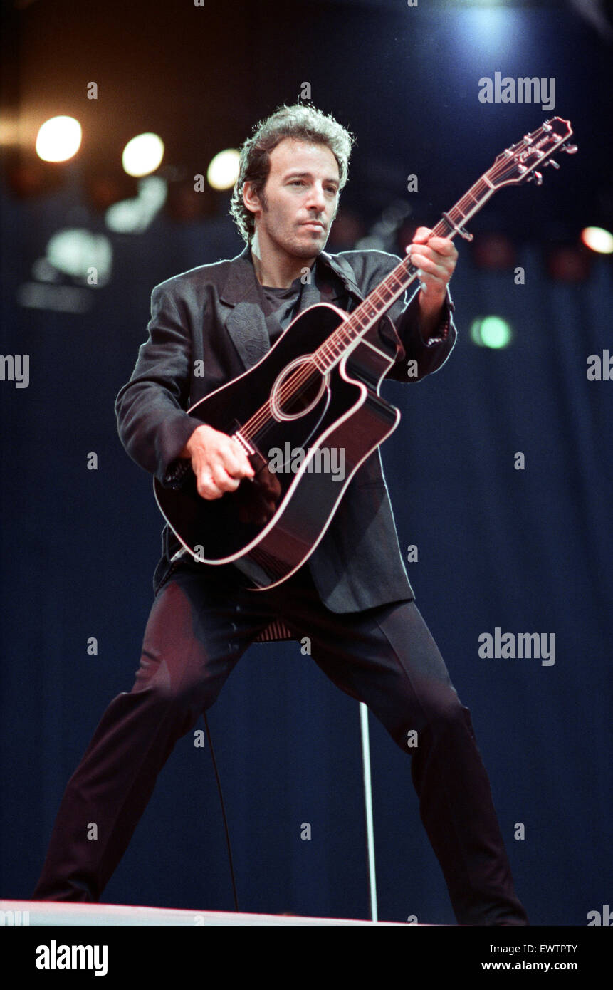 Bruce springsteen 1980s hi-res stock photography and images - Alamy