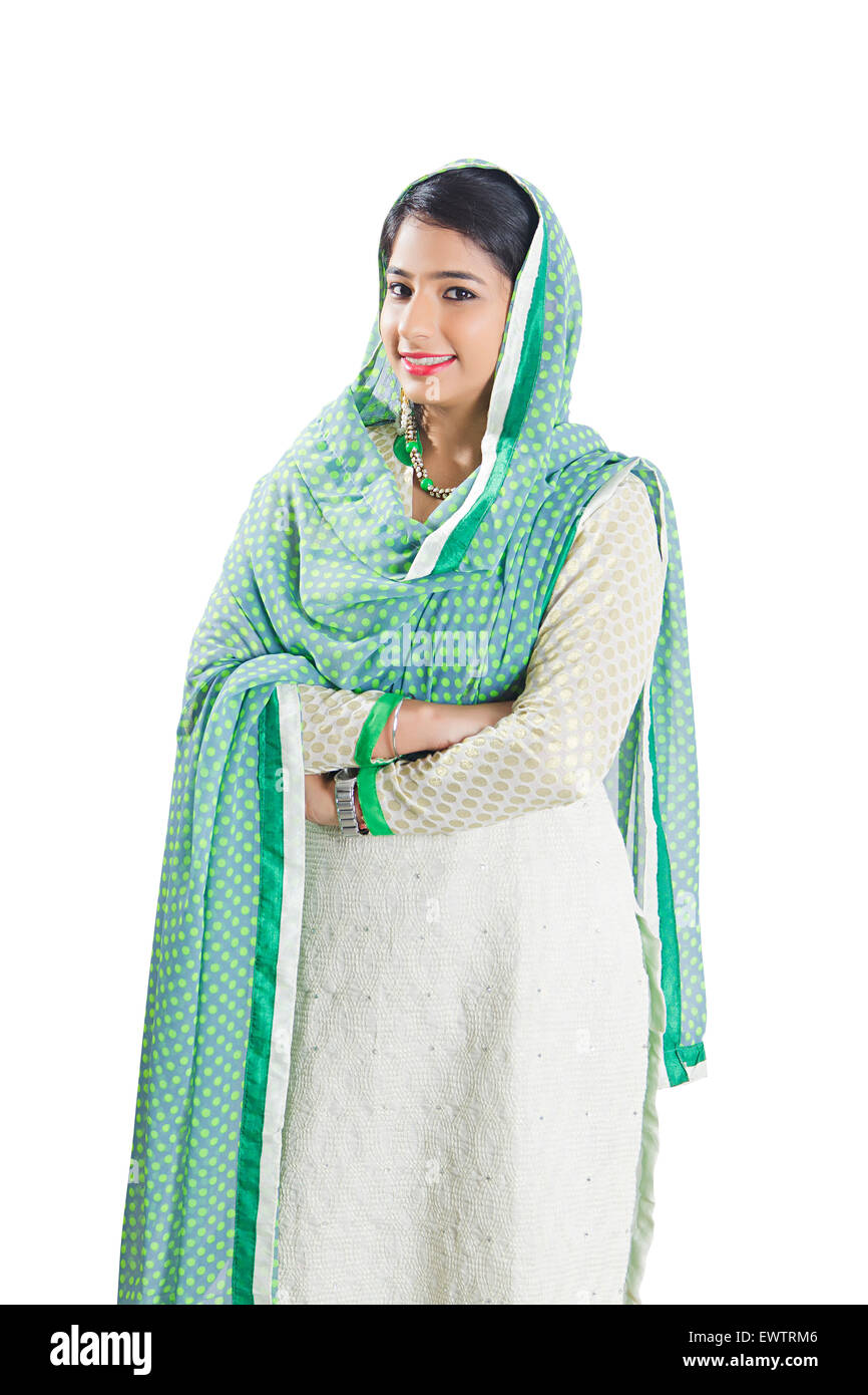 Indian woman housewife standing pose hi-res stock photography and ...