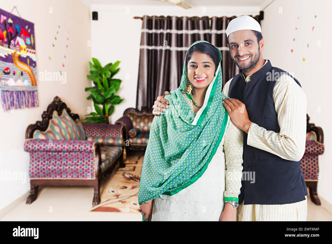 Indian muslim women veils hi-res stock photography and images - Alamy