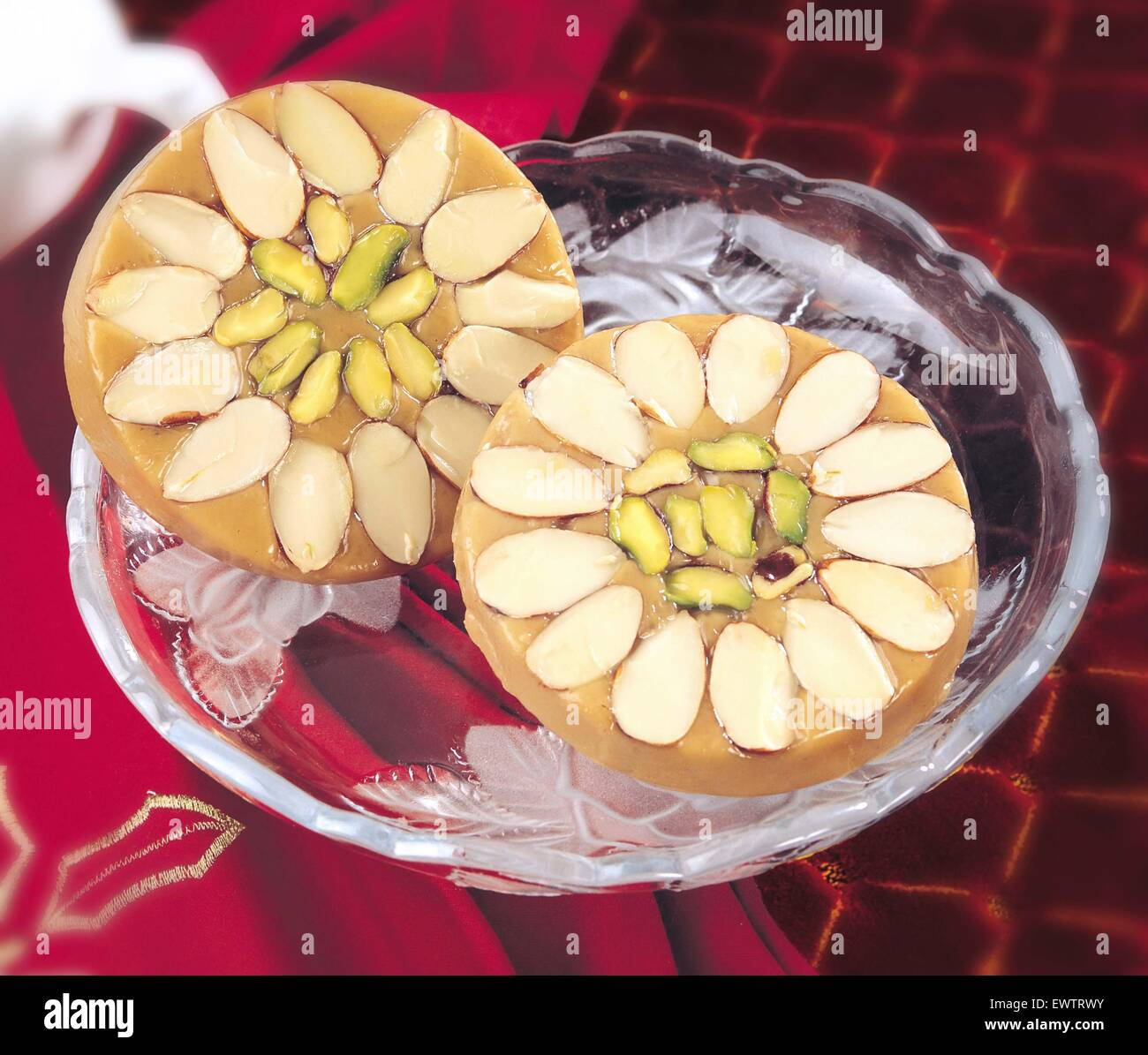 Sohan halwa hi-res stock photography and images - Alamy