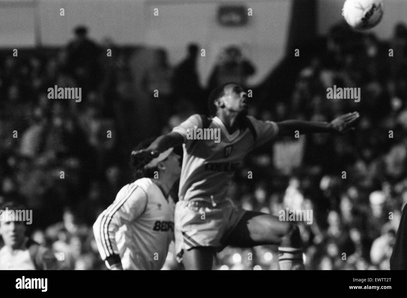 Simod cup reading hi-res stock photography and images - Alamy