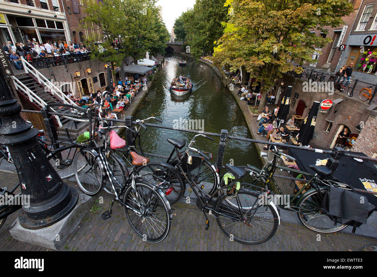 Utrecht canal tour hi-res stock photography and images - Alamy