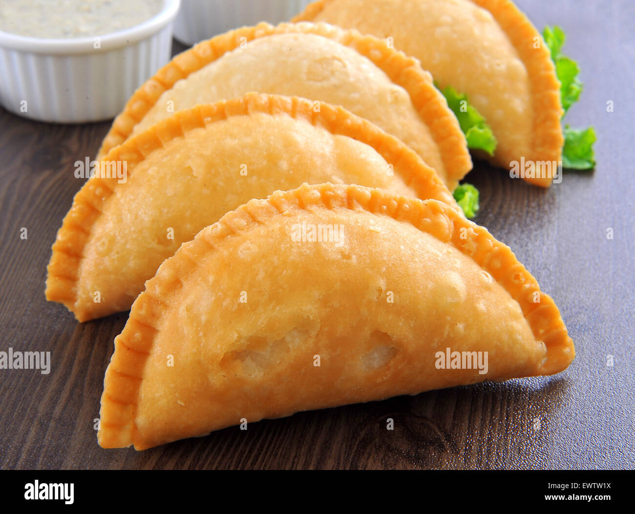 Samosa kachori hi-res stock photography and images - Alamy