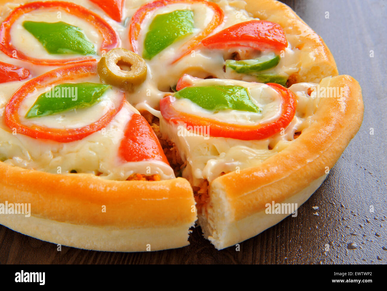 Pakistani pizza hi-res stock photography and images - Alamy