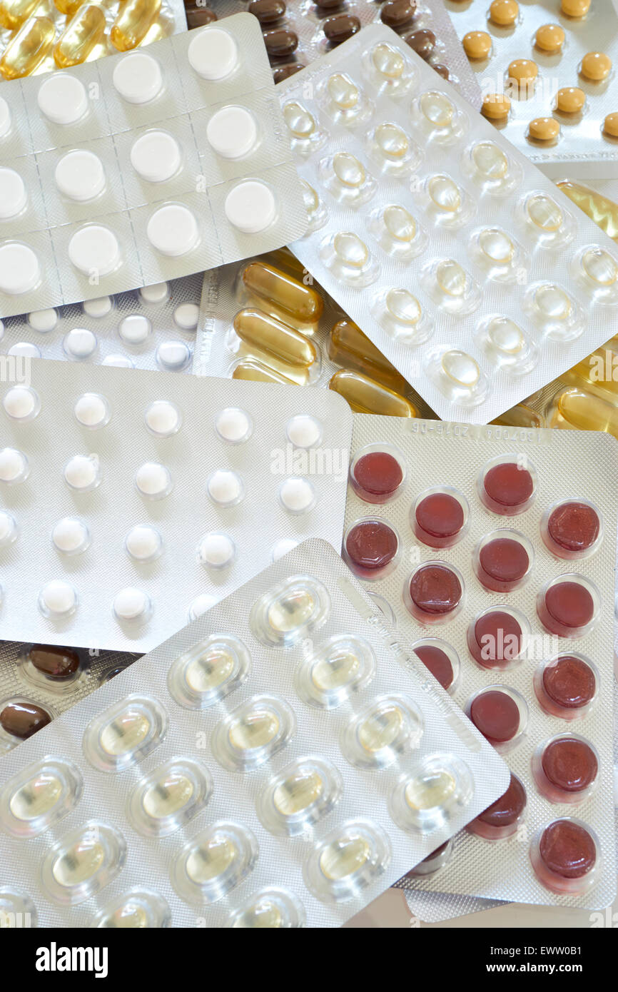 Various tablets in blister packaging hi-res stock photography and ...
