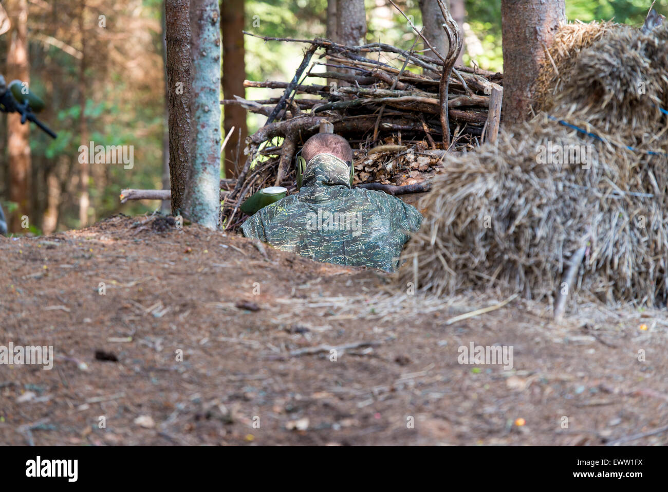 Sniper takes aim target hi-res stock photography and images - Alamy