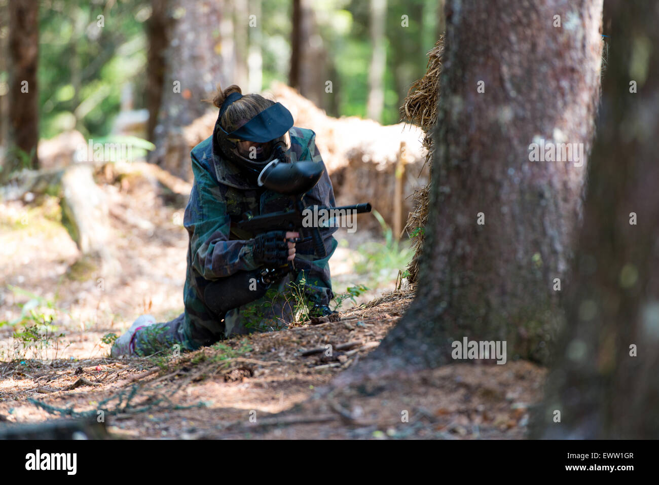 Sniper Aiming Gun Stock Photo - Alamy