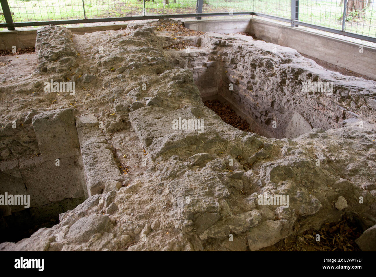 Absatzbecken hi-res stock photography and images - Alamy