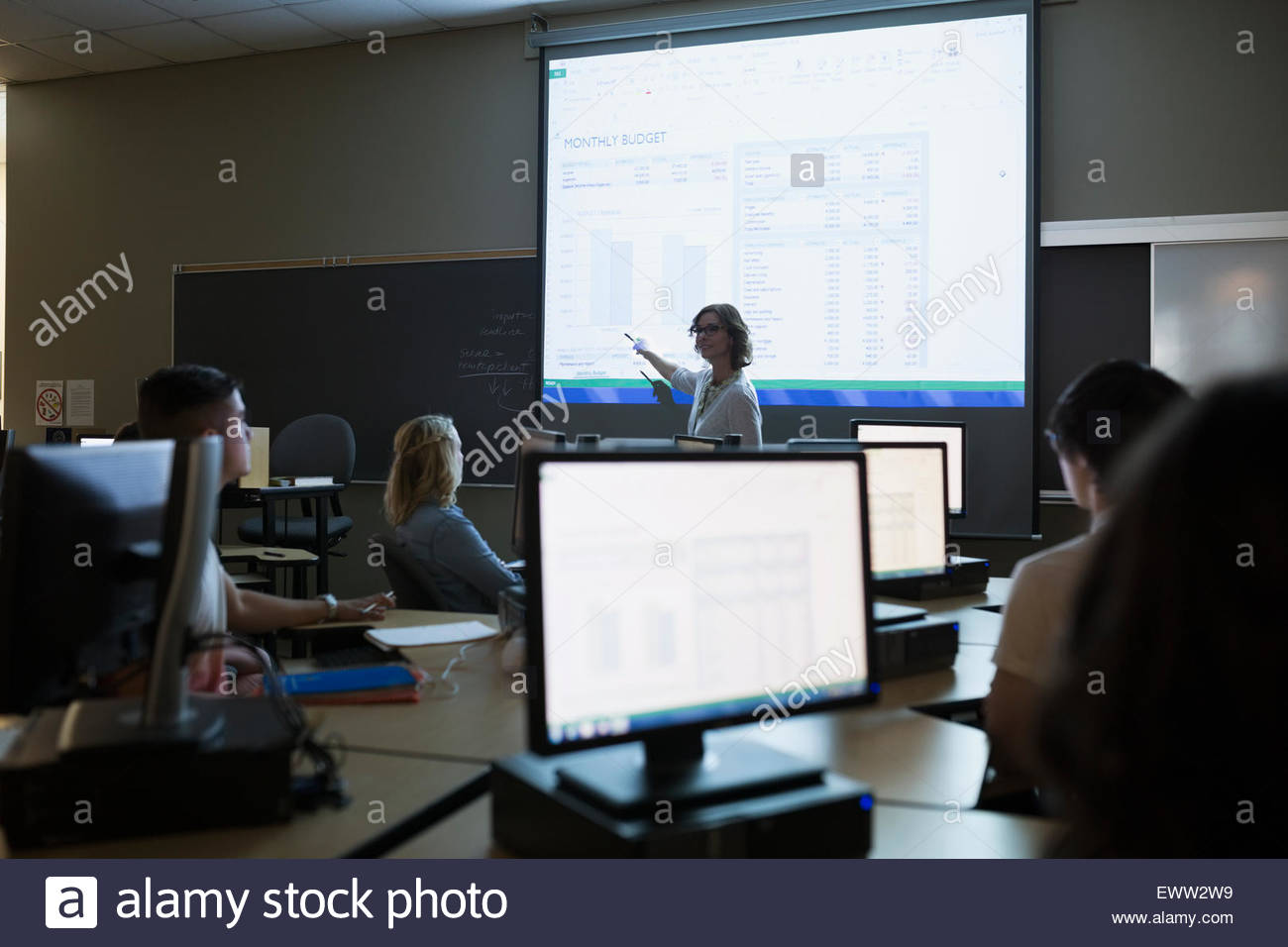 Screen of computer hi-res stock photography and images - Alamy