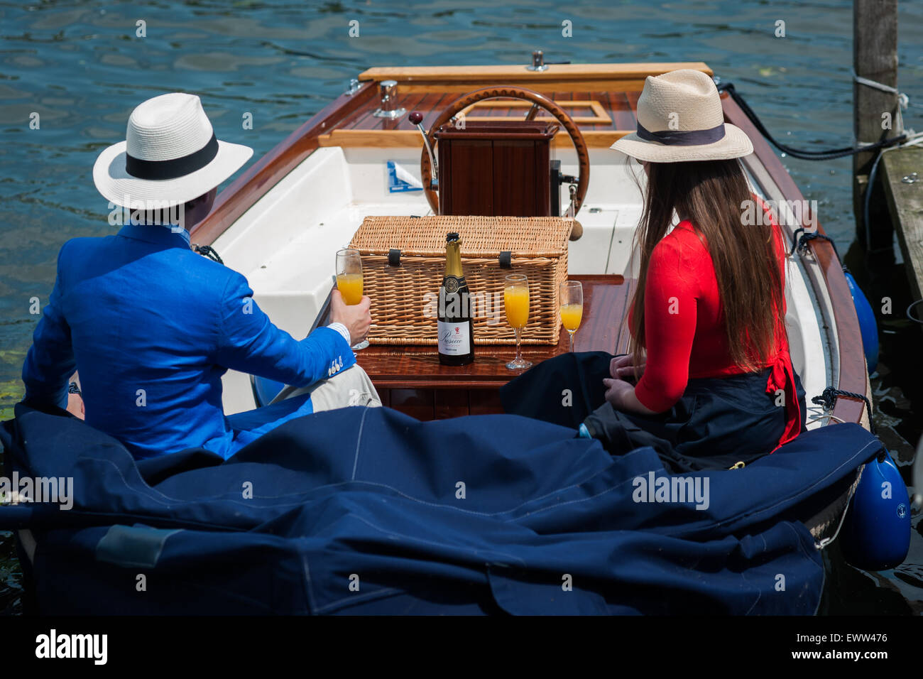 Henley royal regatta champagne hi-res stock photography and images - Alamy