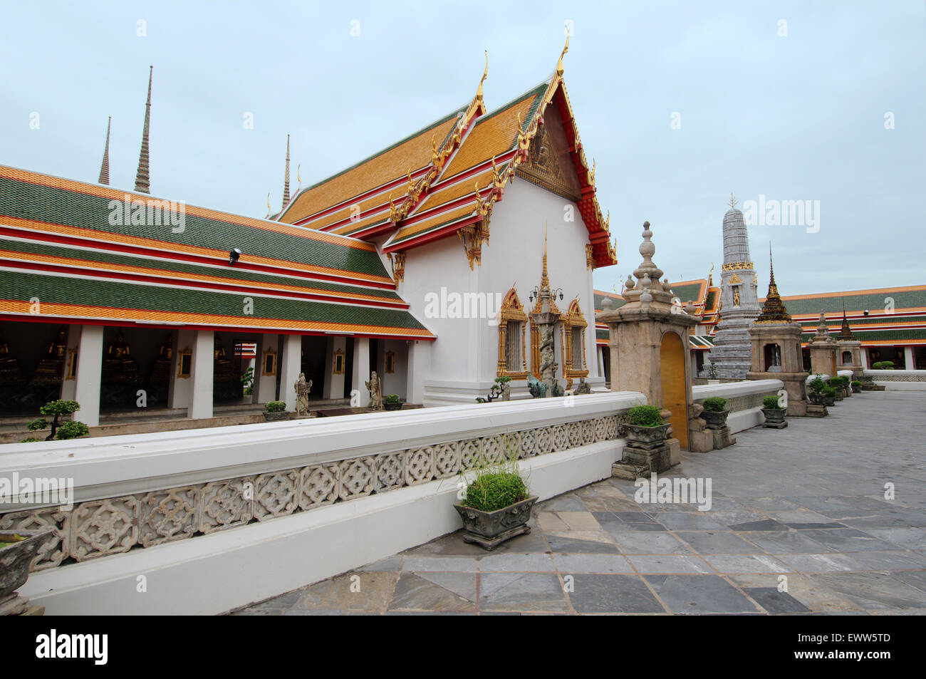 Wat Pho - Temple of the Reclining Buddha Stock Photo - Alamy