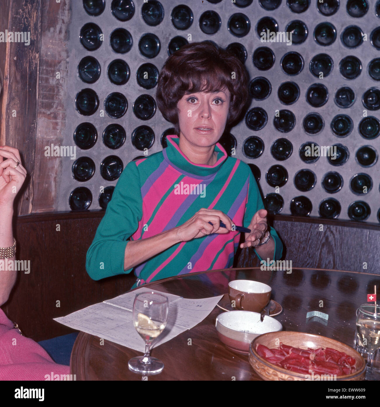 Italienische Sängerin und Schauspielerin Caterina Valente, Deutschland ...