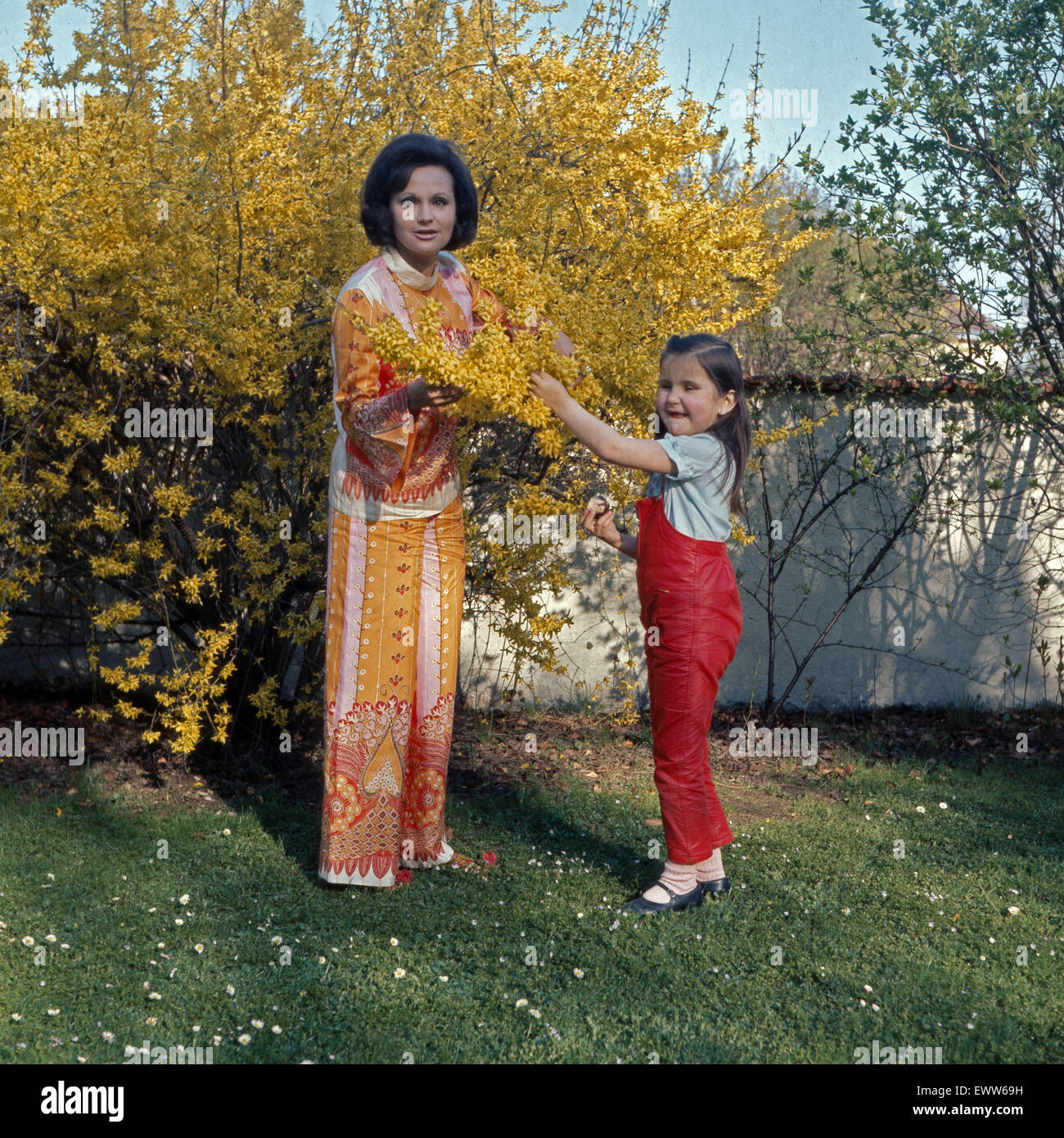 Deutsche Schauspielerin und Theaterregisseurin Lis Verhoeven mit ...