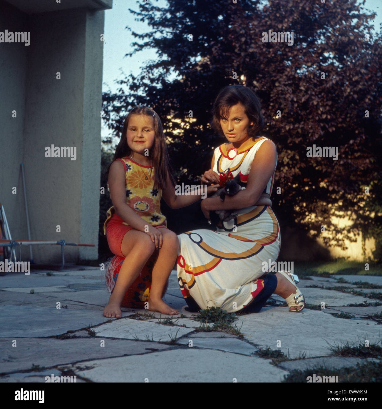 Deutsche Schauspielerin und Theaterregisseurin Lis Verhoeven mit ...