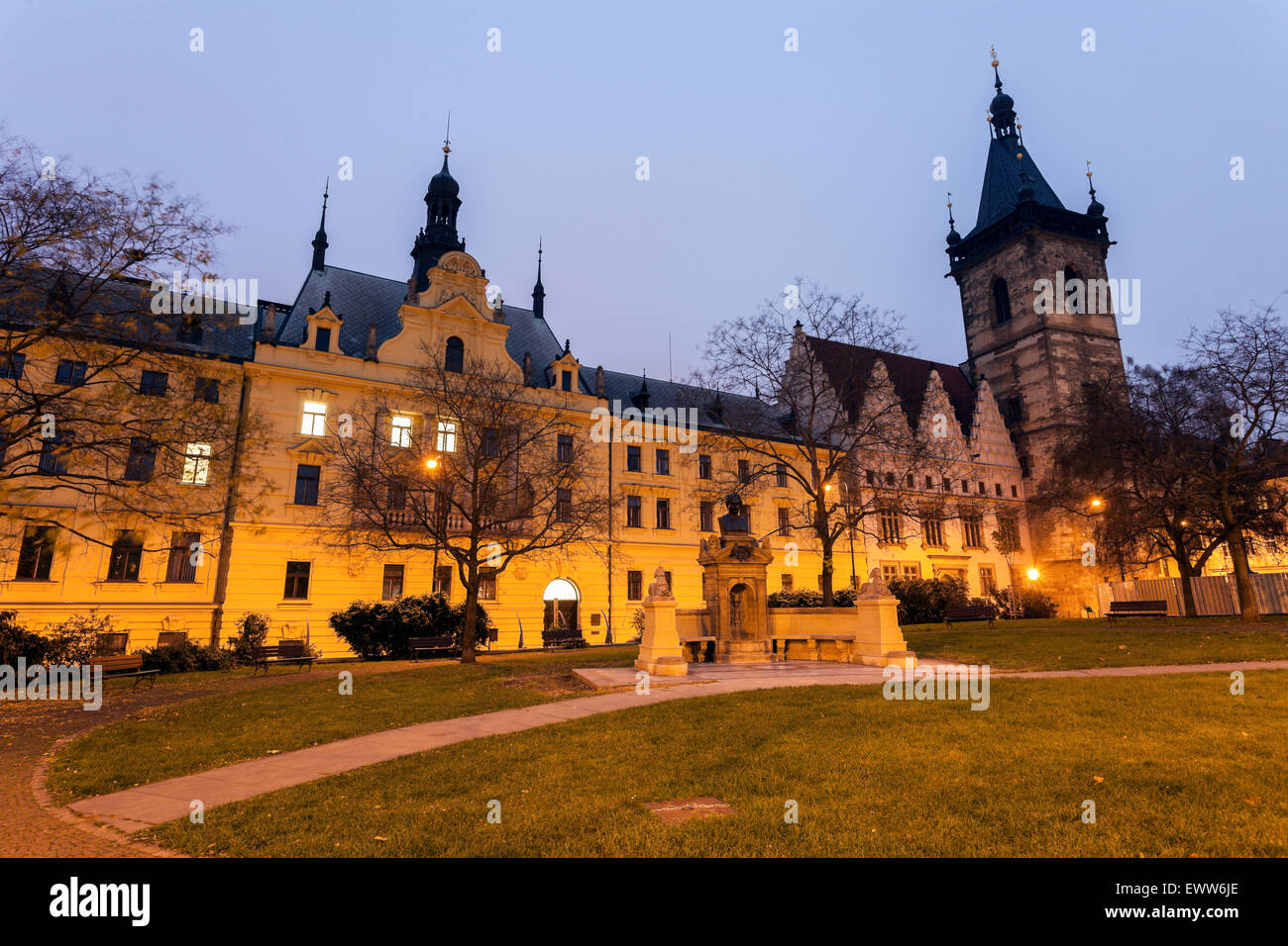 Municipal court hi-res stock photography and images - Alamy