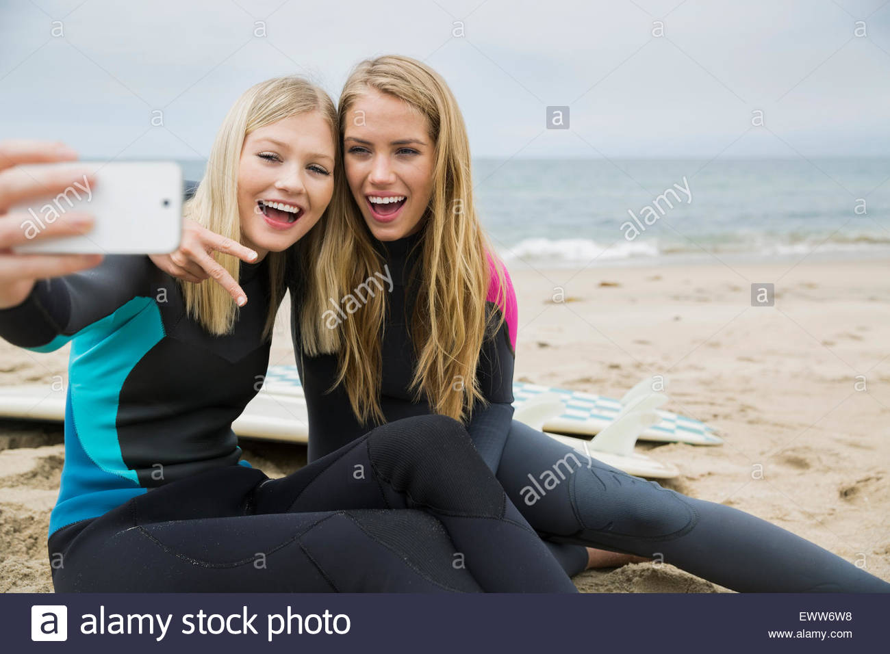 Taking selfie on the beach hi-res stock photography and images - Alamy