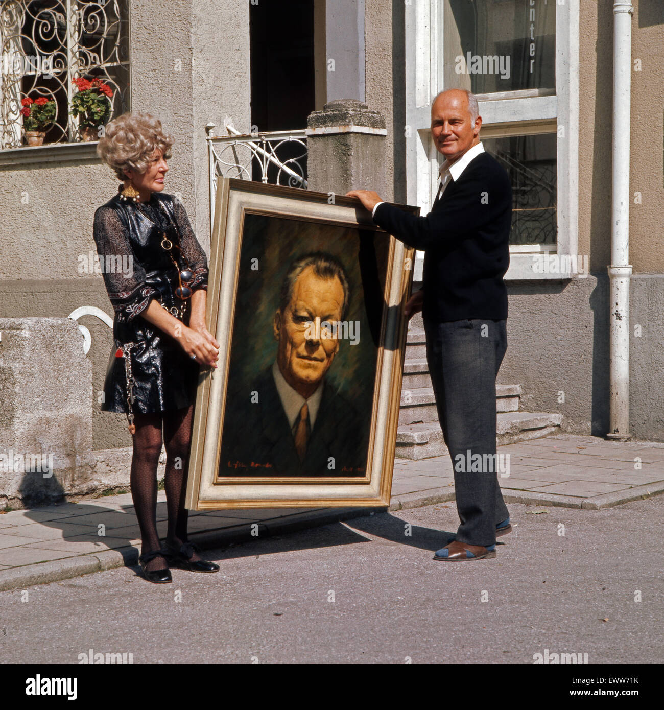 1970s portrait painting of man hi-res stock photography and images - Alamy