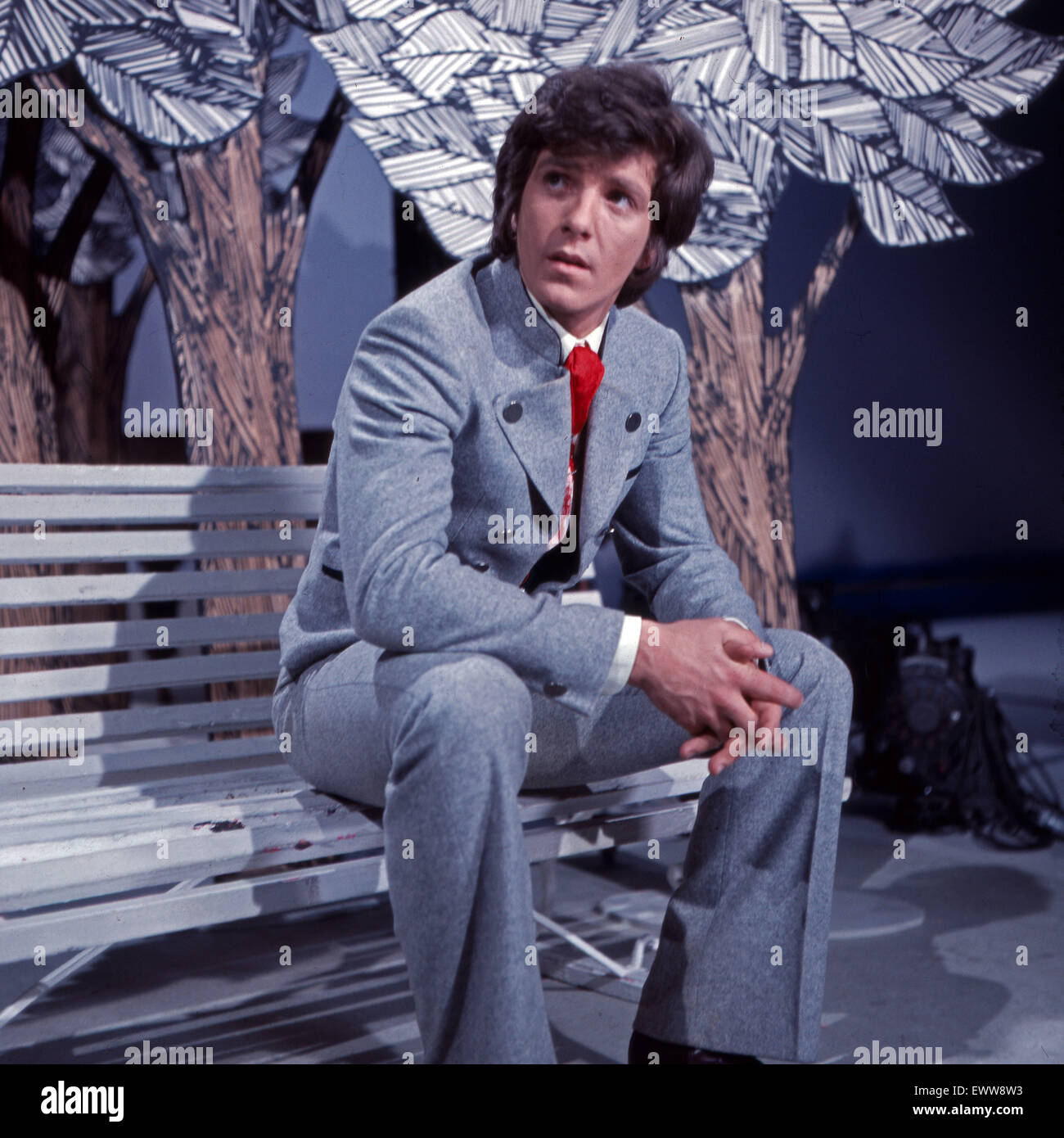 Der deutsche Sänger, Schauspieler und Moderator Michael Schanze ...