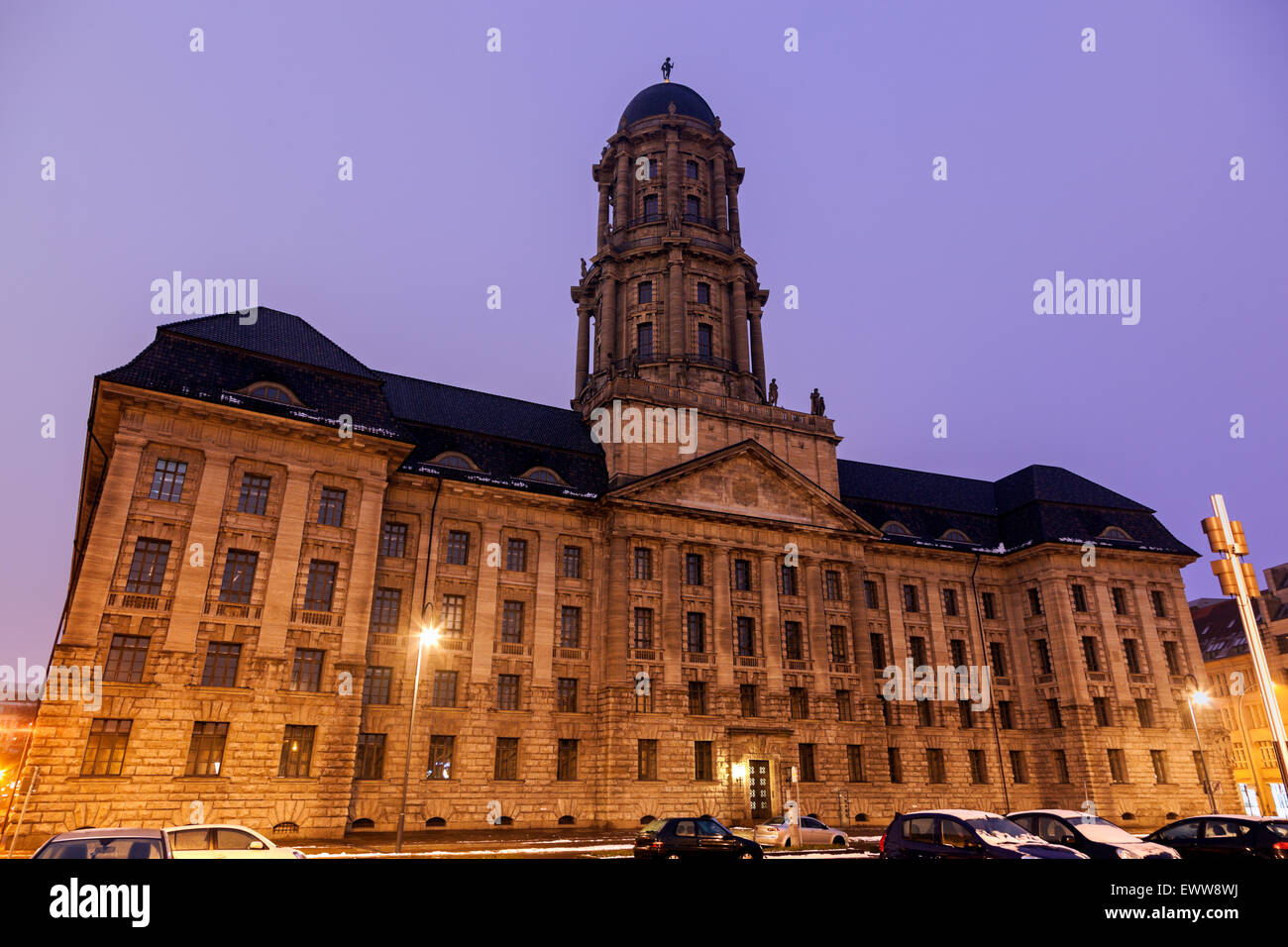 Berlin city hall hi-res stock photography and images - Alamy