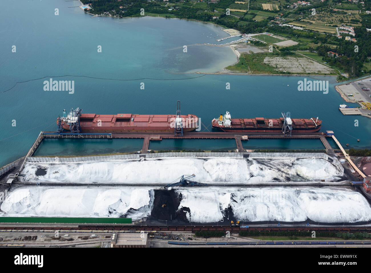 Coal Loading Port High Resolution Stock Photography and Images - Alamy