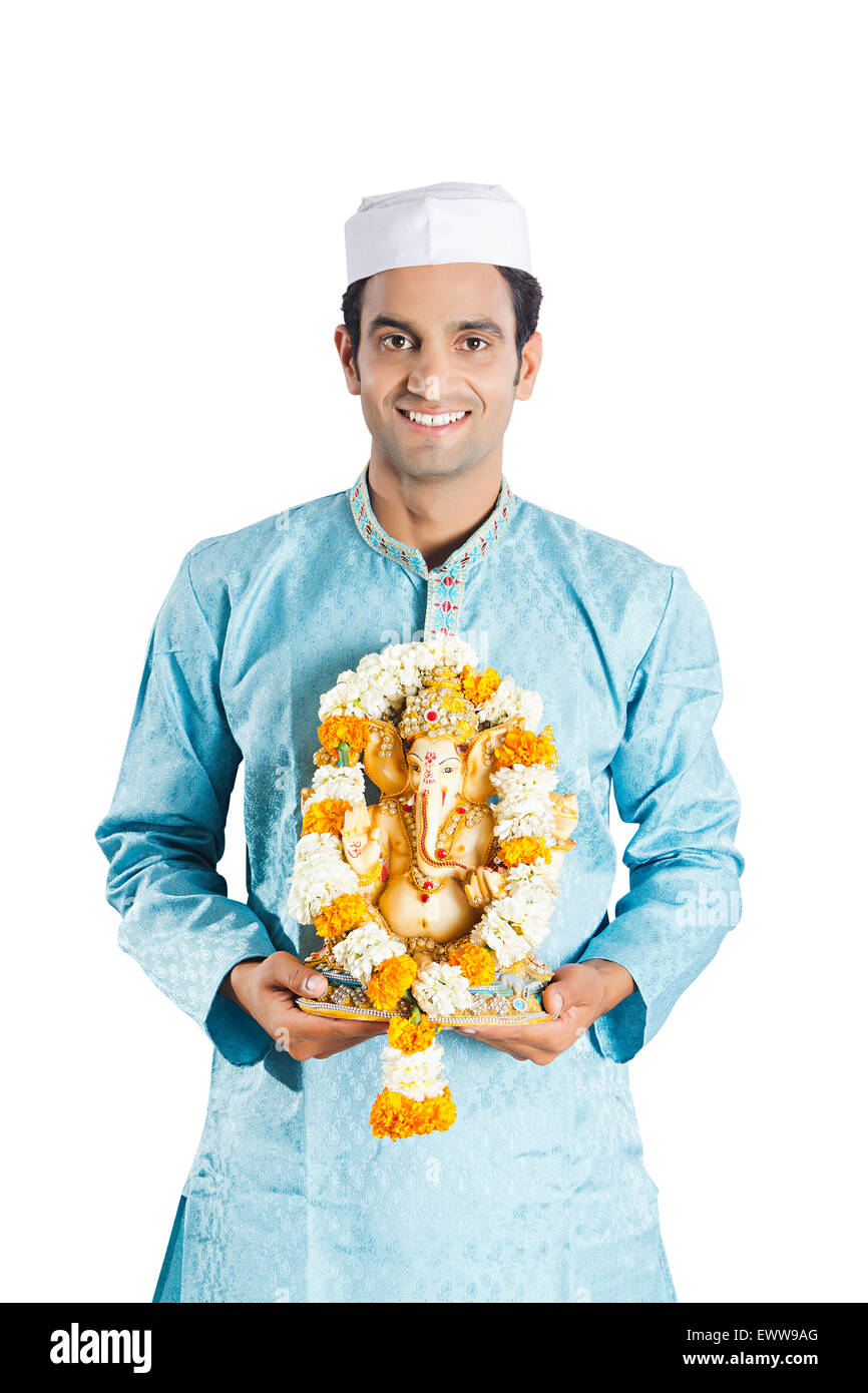 1 indian Marathi man Ganpat Sculpture Worship Stock Photo - Alamy