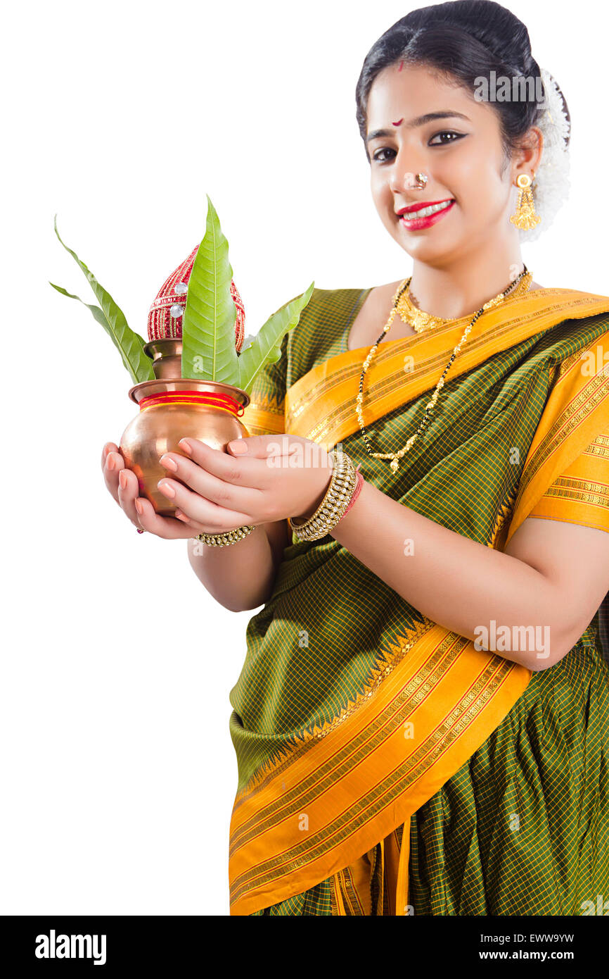 1 indian Marathi woman Kalash Worship Stock Photo - Alamy