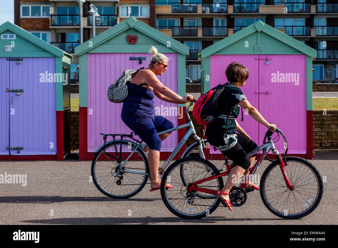 Brighton bicycle ride hi-res stock photography and images - Alamy