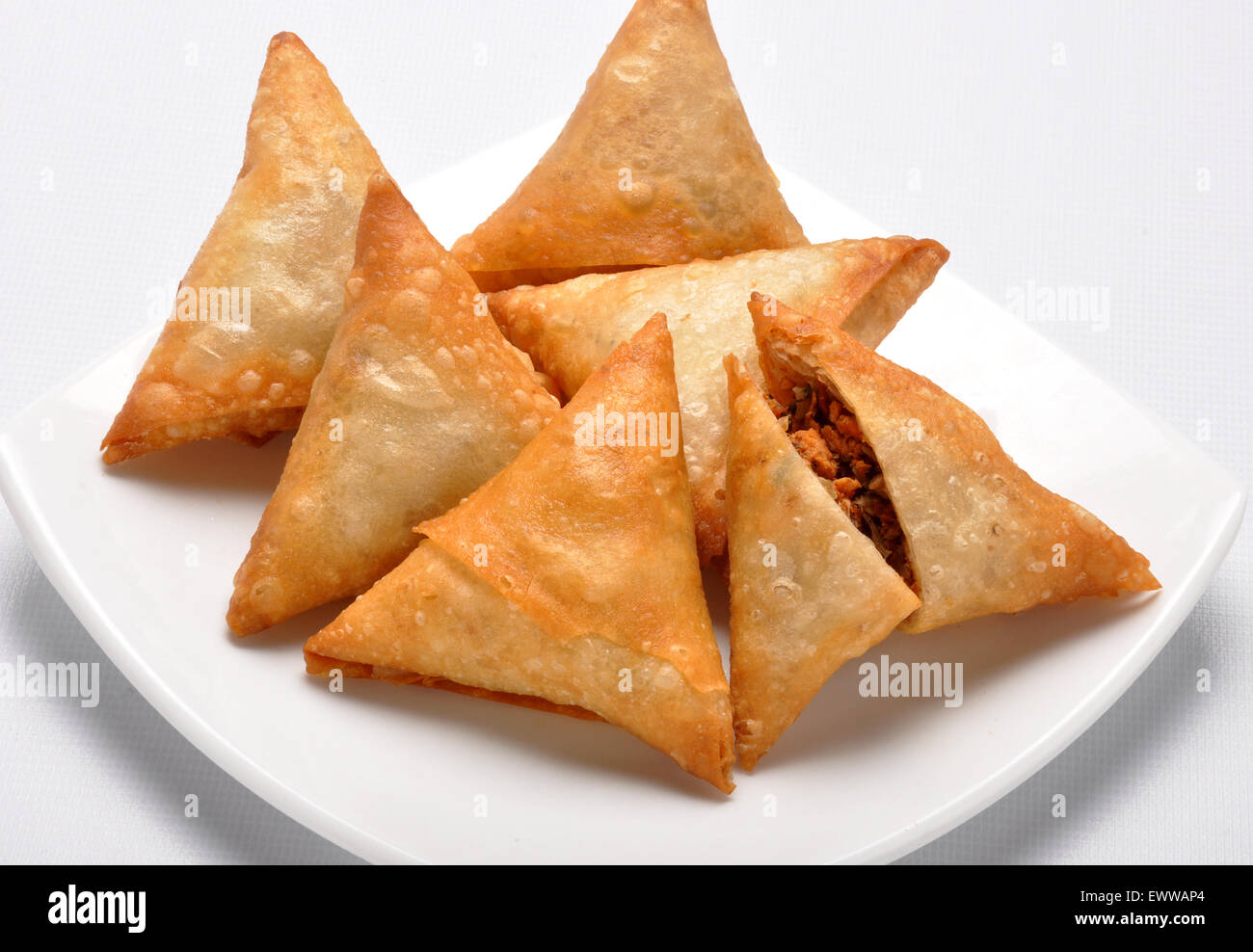 Chicken Samosa open-2 Stock Photo - Alamy