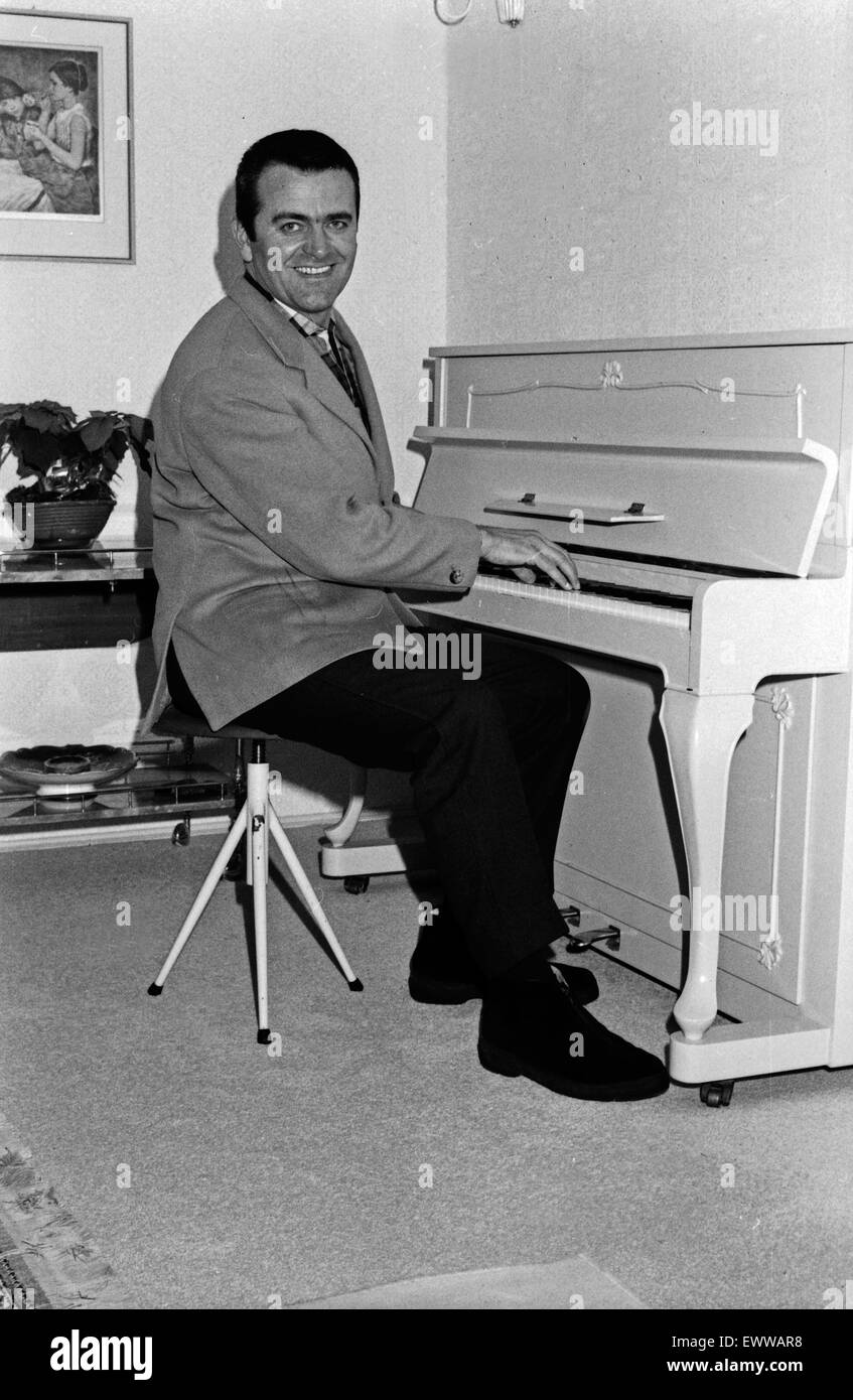 Der deutsche Musiker und Bandleader Max Greger, Deutschland 1960er ...