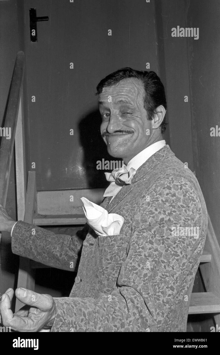 Der Schweizer Clown und Komiker Alfredo Smaldini, Deutschland 1960er ...