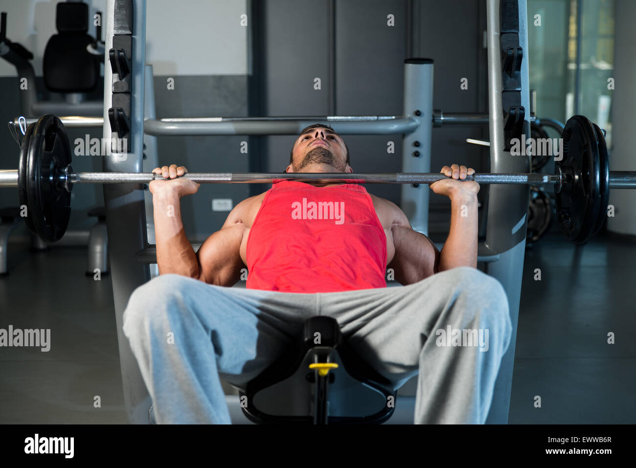 Weightlifter hi-res stock photography and images - Alamy