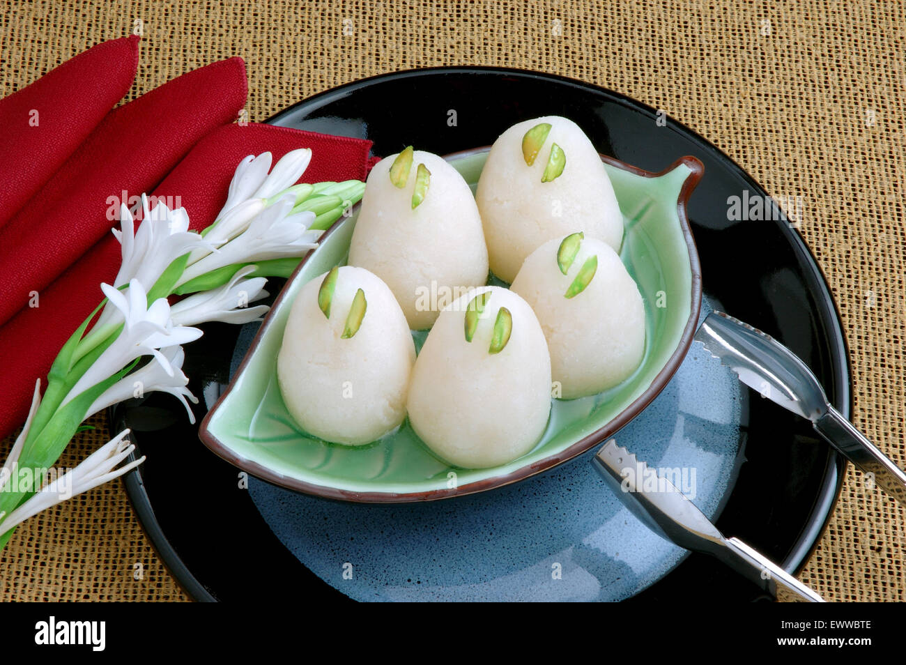 Indian mithai hi-res stock photography and images - Alamy