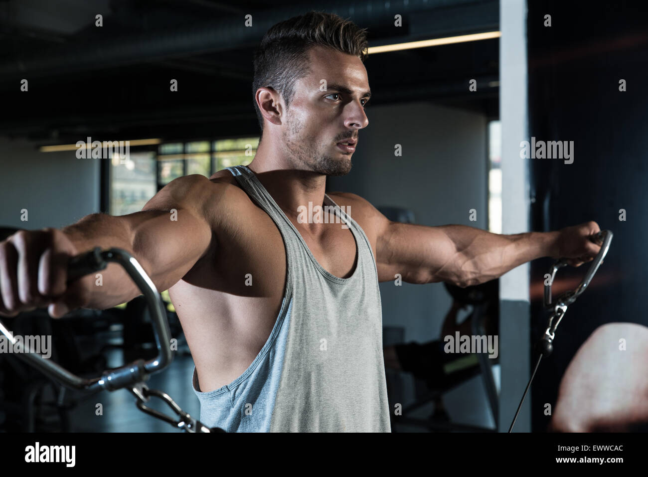 Muscular man gym training forearms hi-res stock photography and images ...