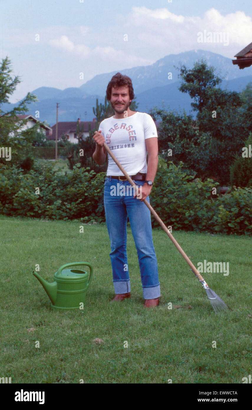 Der deutsche Schlagersänger Tom Hagen, Deutschland 1970er Jahre. German ...