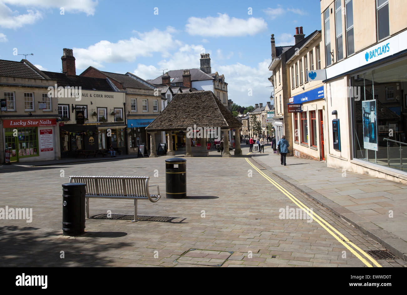 Butter Cross market place in town centre, Chippenham, Wiltshire ...