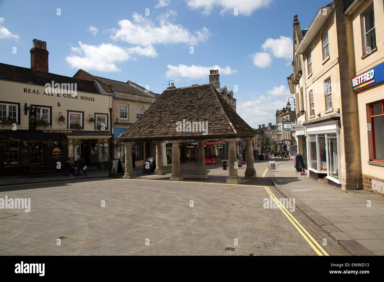 Butter Cross market place in town centre, Chippenham, Wiltshire ...