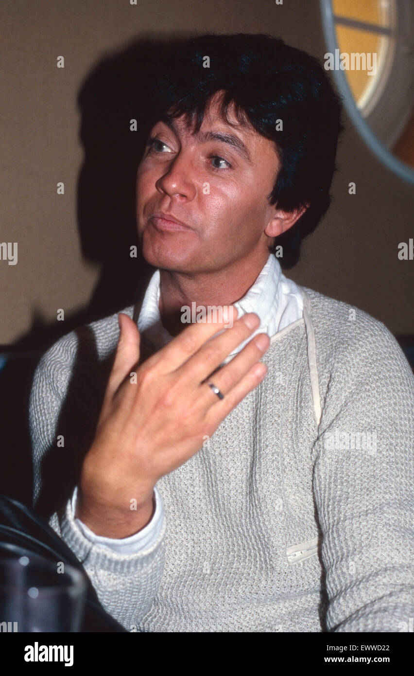 Der deutsche Schlagersänger Rex Gildo, Deutschland 1970er Jahre. German ...