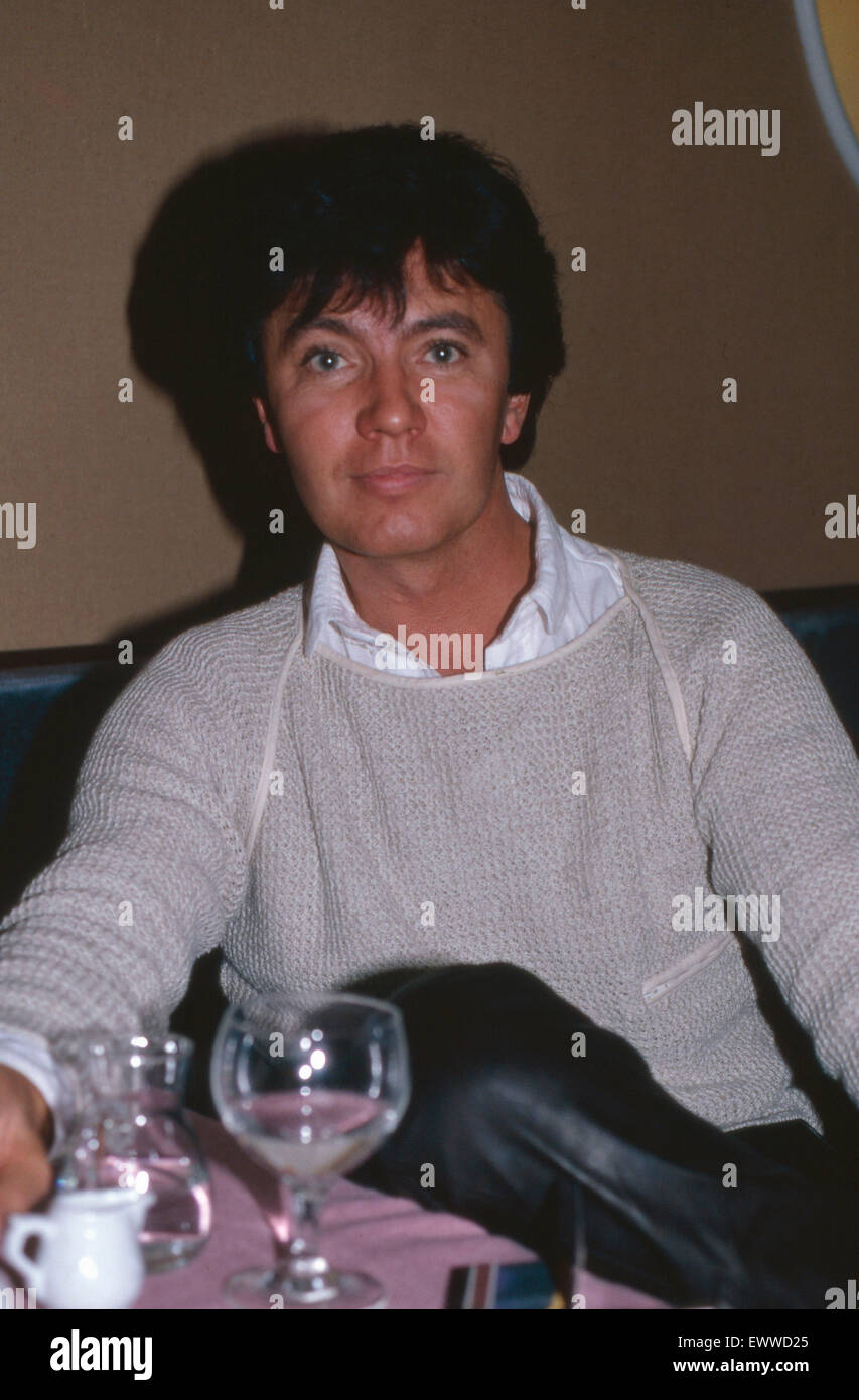 Der deutsche Schlagersänger Rex Gildo, Deutschland 1970er Jahre. German ...